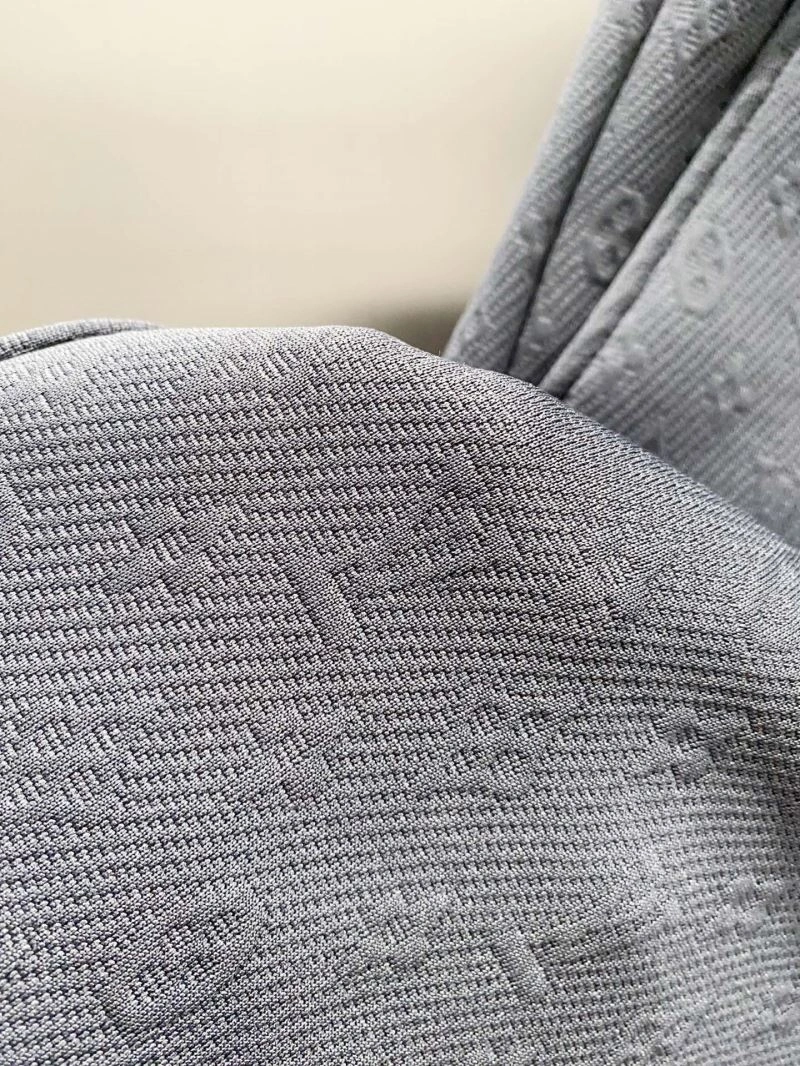 Accurate model Louis Vuitton Short Pants