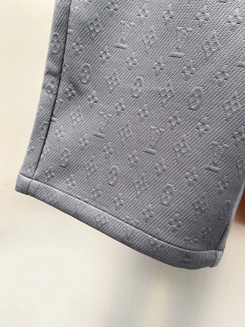 Accurate model Louis Vuitton Short Pants