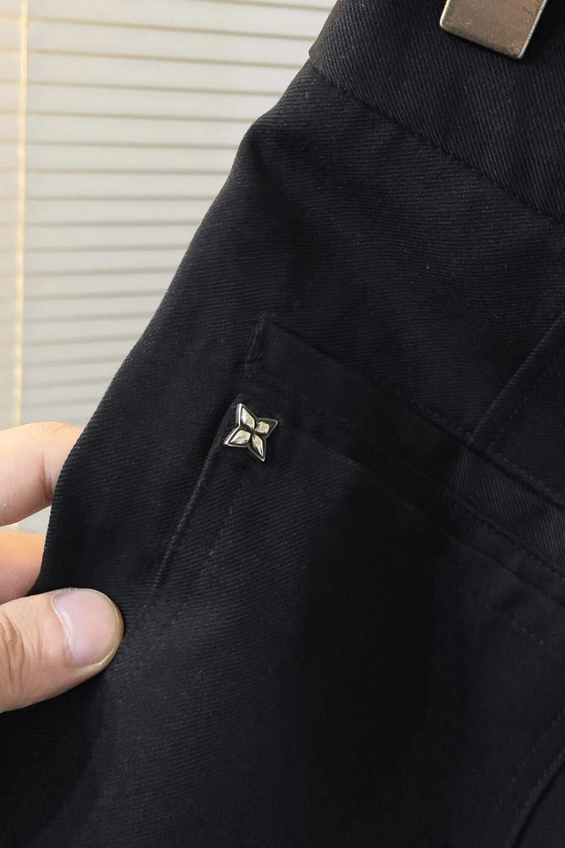 Real Louis Vuitton Short Pants