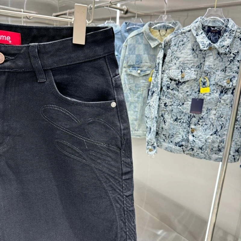 Official Louis Vuitton Short Pants