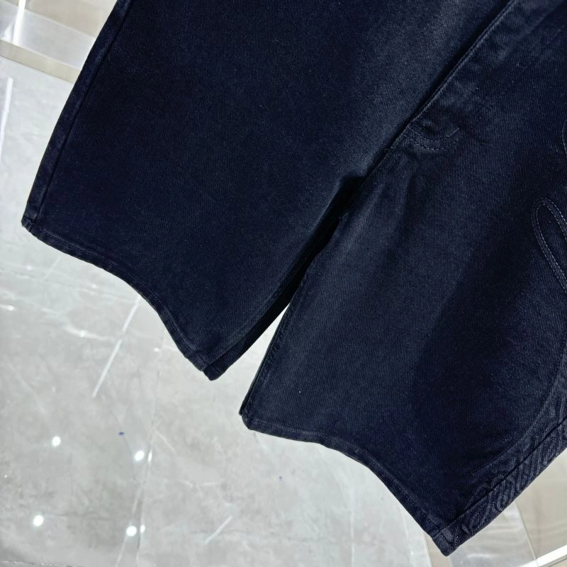 Official Louis Vuitton Short Pants