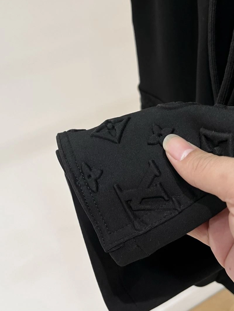 Factory-made Louis Vuitton Short Pants