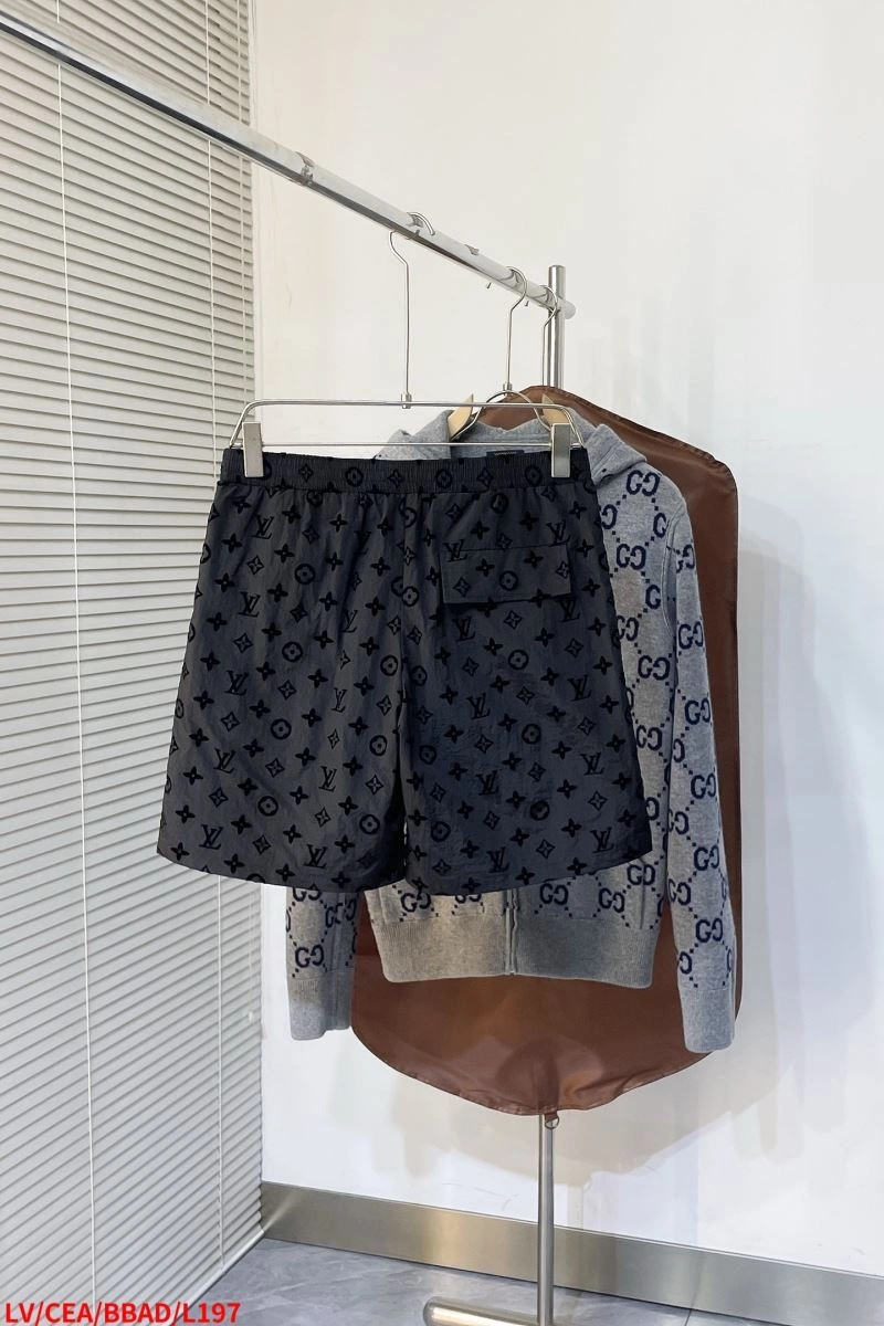 Brand-authenticated Louis Vuitton Short Pants