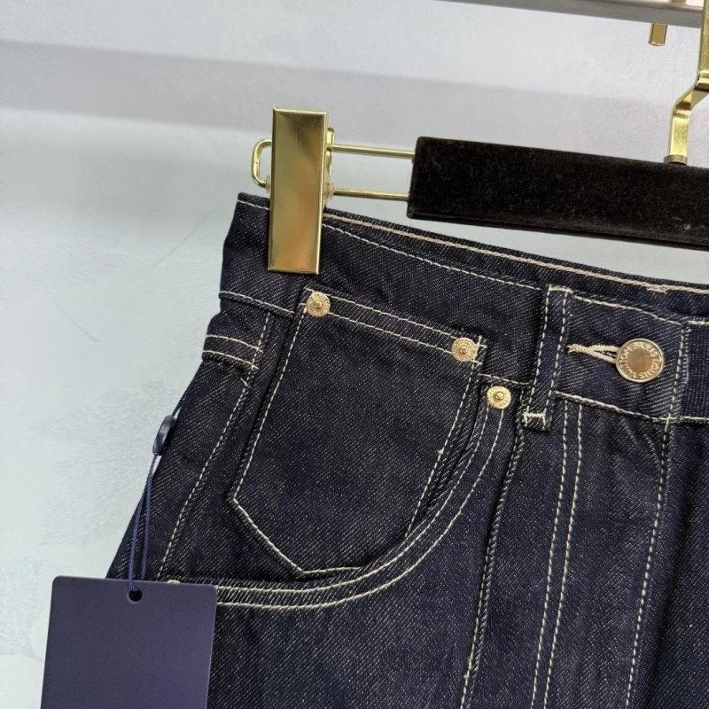 Cut-rate Louis Vuitton Short Pants