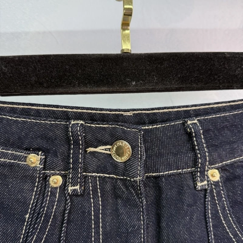 Cut-rate Louis Vuitton Short Pants