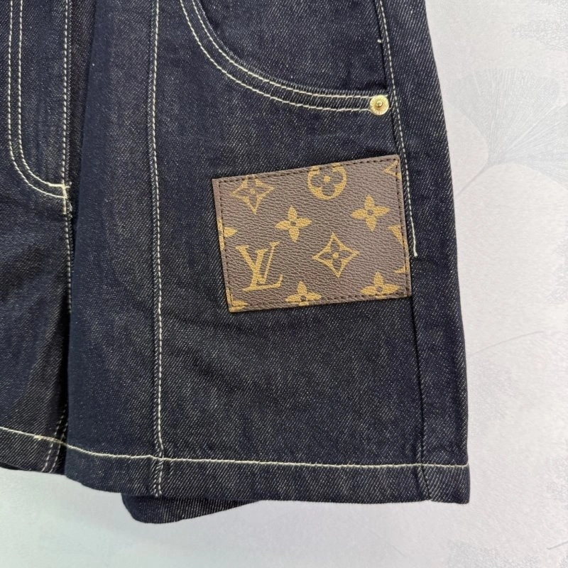 Cut-rate Louis Vuitton Short Pants