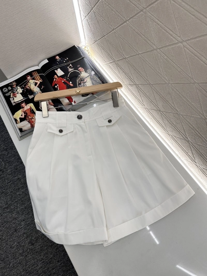 Budget-friendly Louis Vuitton Short Pants