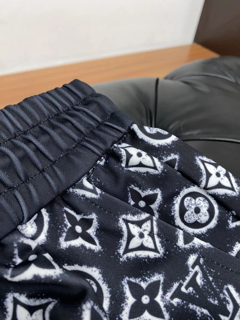 Indistinguishable Louis Vuitton Short Pants