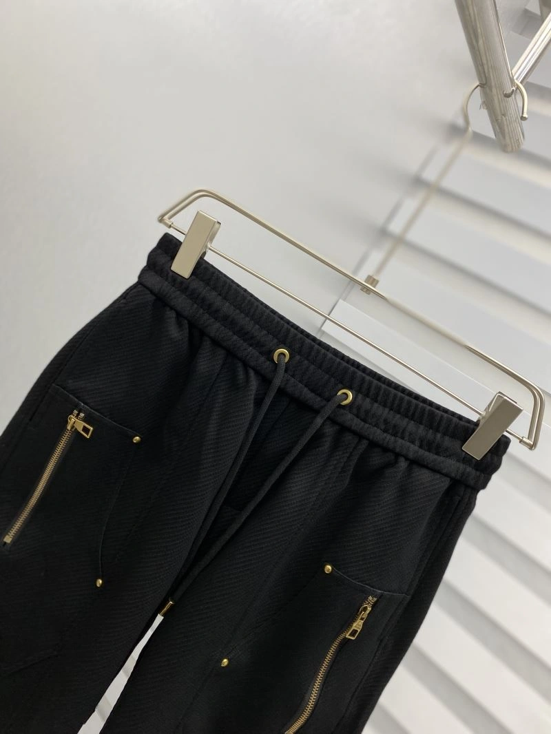 Indistinguishable Louis Vuitton Short Pants