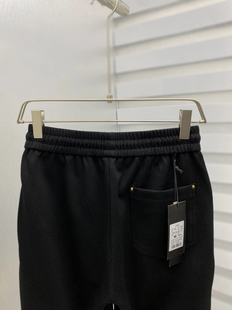 Indistinguishable Louis Vuitton Short Pants