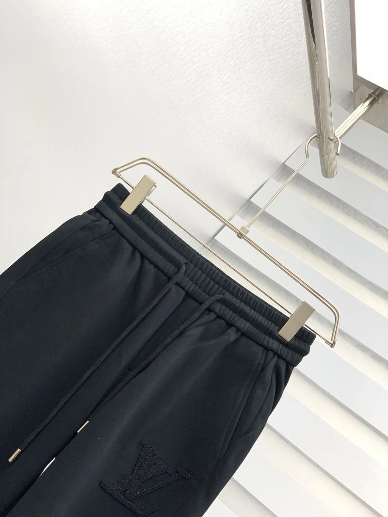 Top mirror Louis Vuitton Short Pants