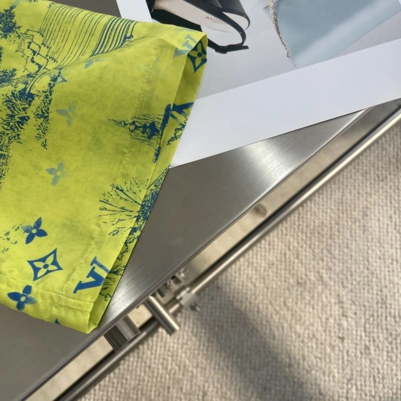 Brand-authenticated Louis Vuitton Short Pants