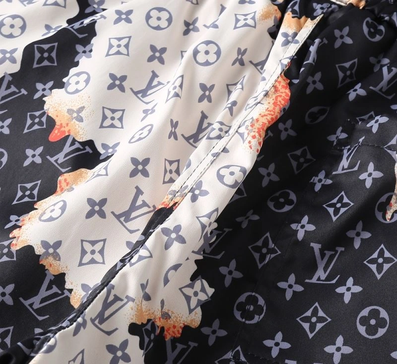 Bargain Louis Vuitton Short Pants