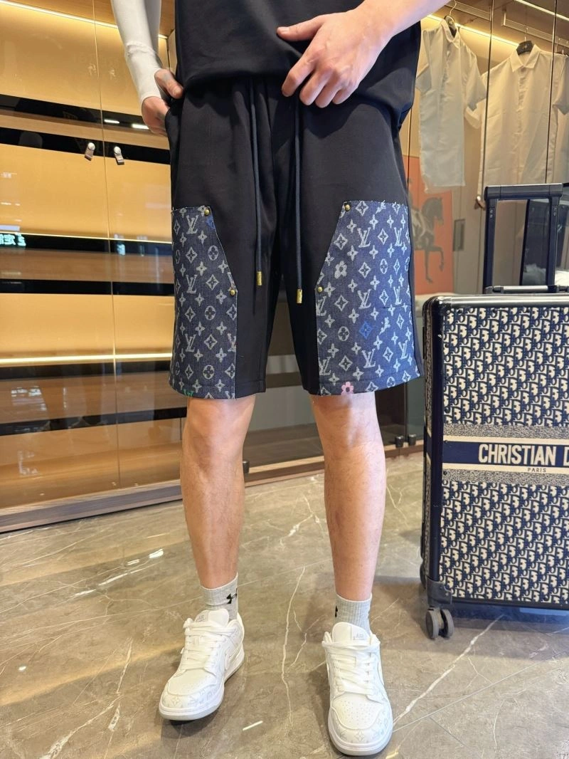 Top mirror Louis Vuitton Short Pants