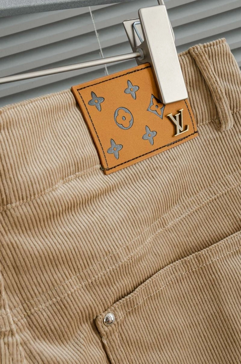 Cut-rate Louis Vuitton Short Pants