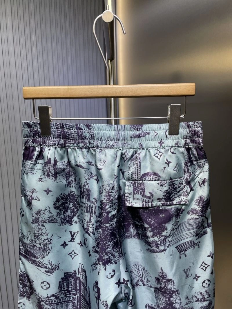 Value-priced Louis Vuitton Short Pants