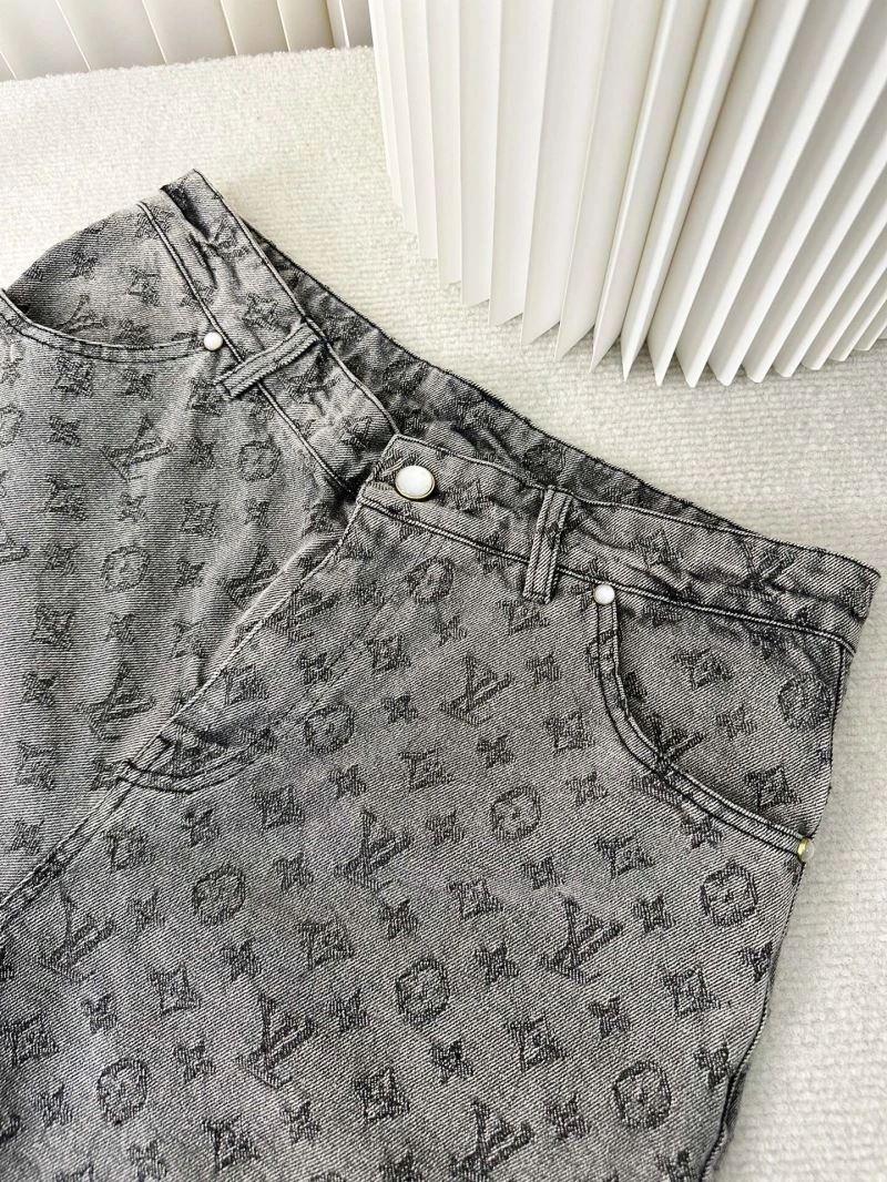 Low-cost Louis Vuitton Short Pants