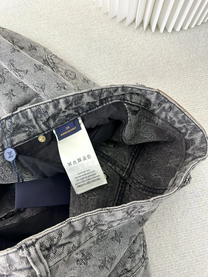 Low-cost Louis Vuitton Short Pants