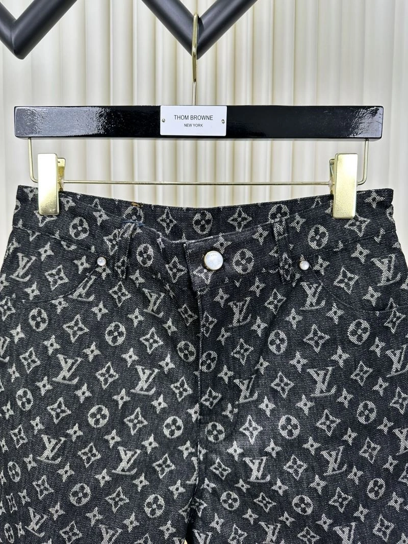 Brand-authenticated Louis Vuitton Short Pants