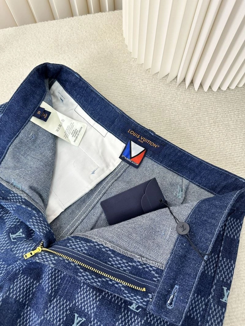 Inexpensive Louis Vuitton Short Pants