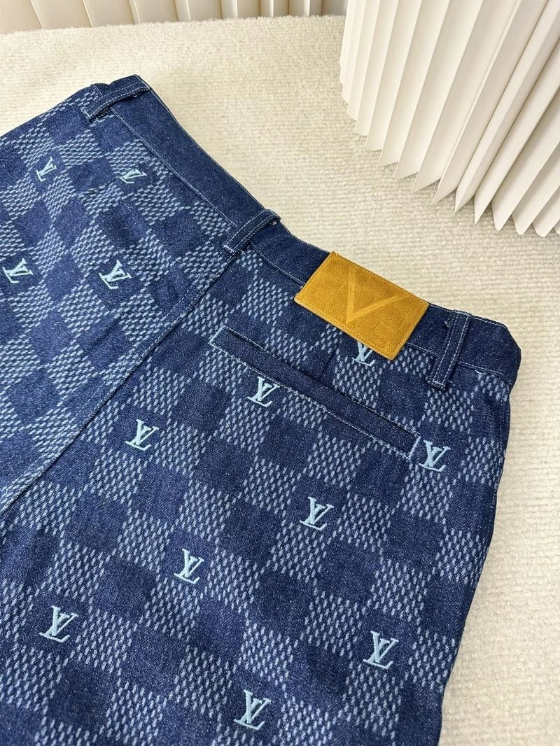 Inexpensive Louis Vuitton Short Pants
