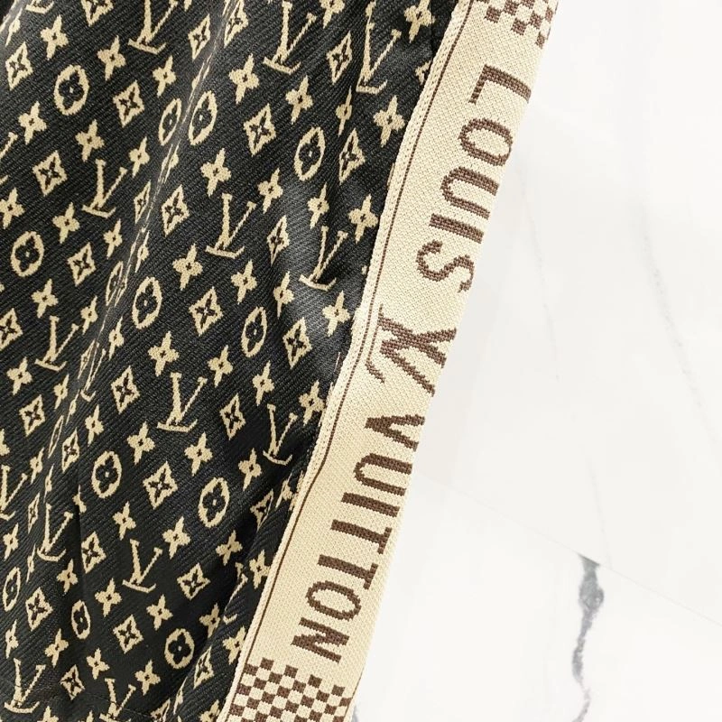 Bargain Louis Vuitton Short Pants