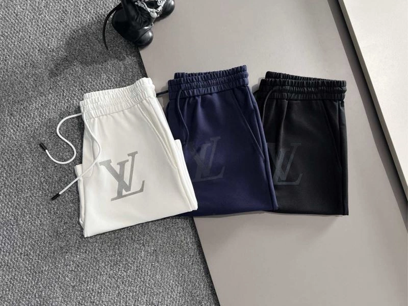 Exact replica Louis Vuitton Short Pants