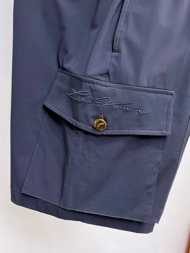 Value-priced Louis Vuitton Short Pants