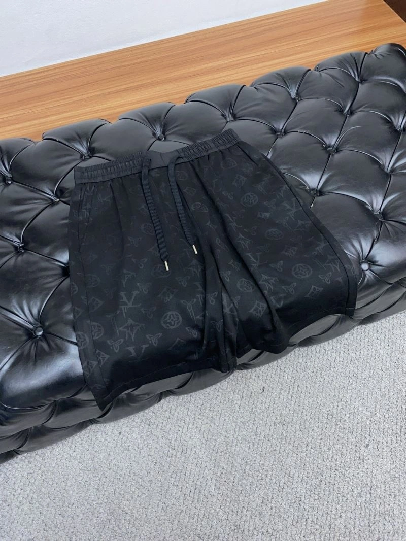 Official Louis Vuitton Short Pants