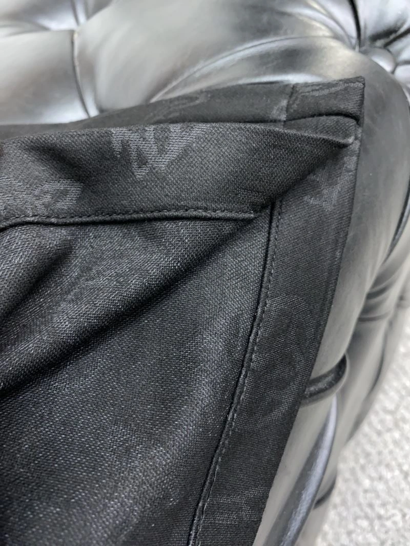 Official Louis Vuitton Short Pants