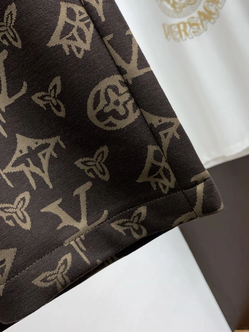 Indistinguishable Louis Vuitton Short Pants
