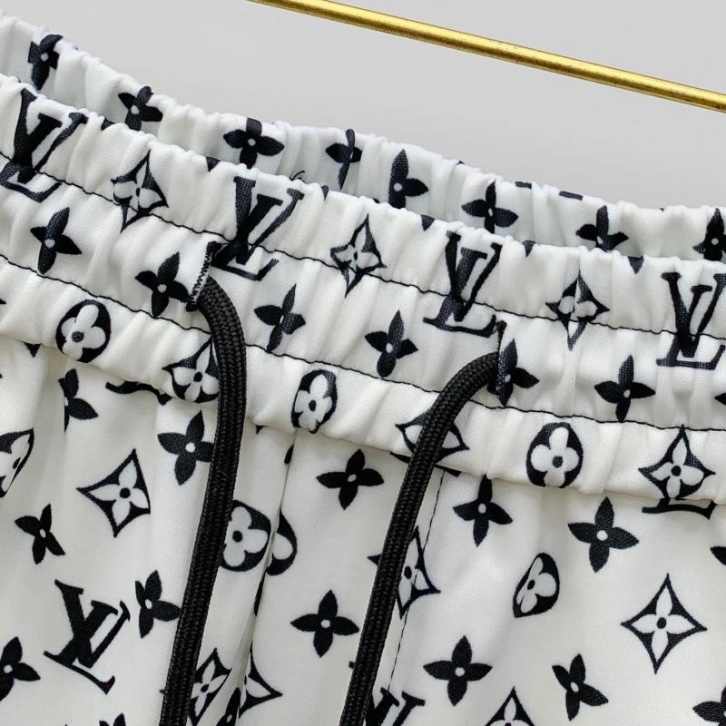 Top match Louis Vuitton Short Pants
