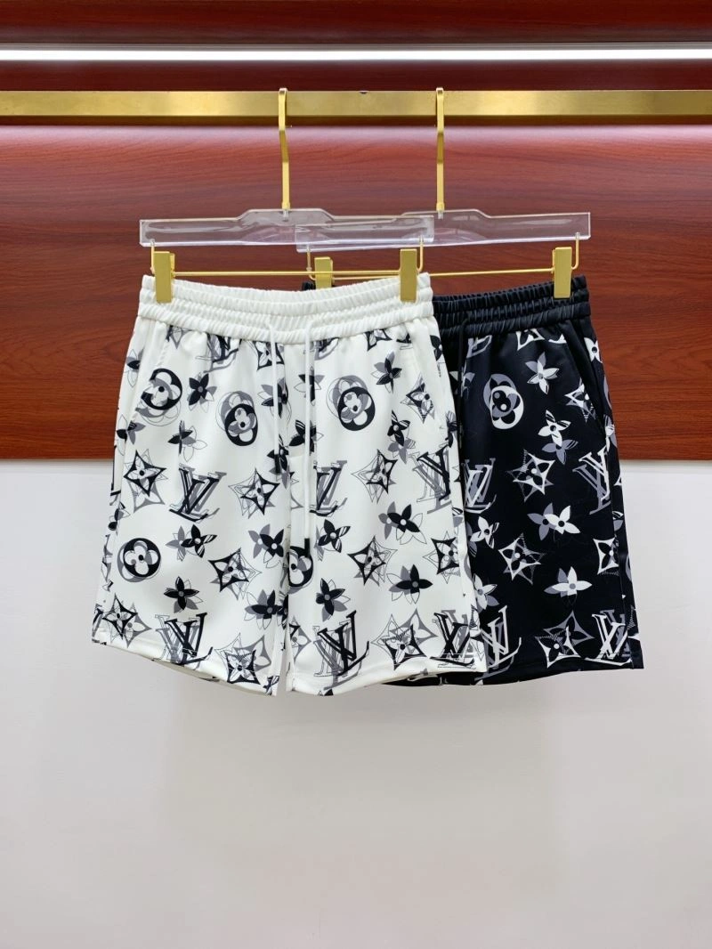 Value-priced Louis Vuitton Short Pants