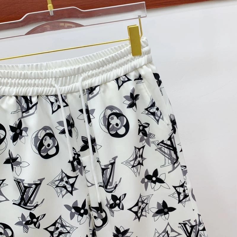 Brand-authenticated Louis Vuitton Short Pants