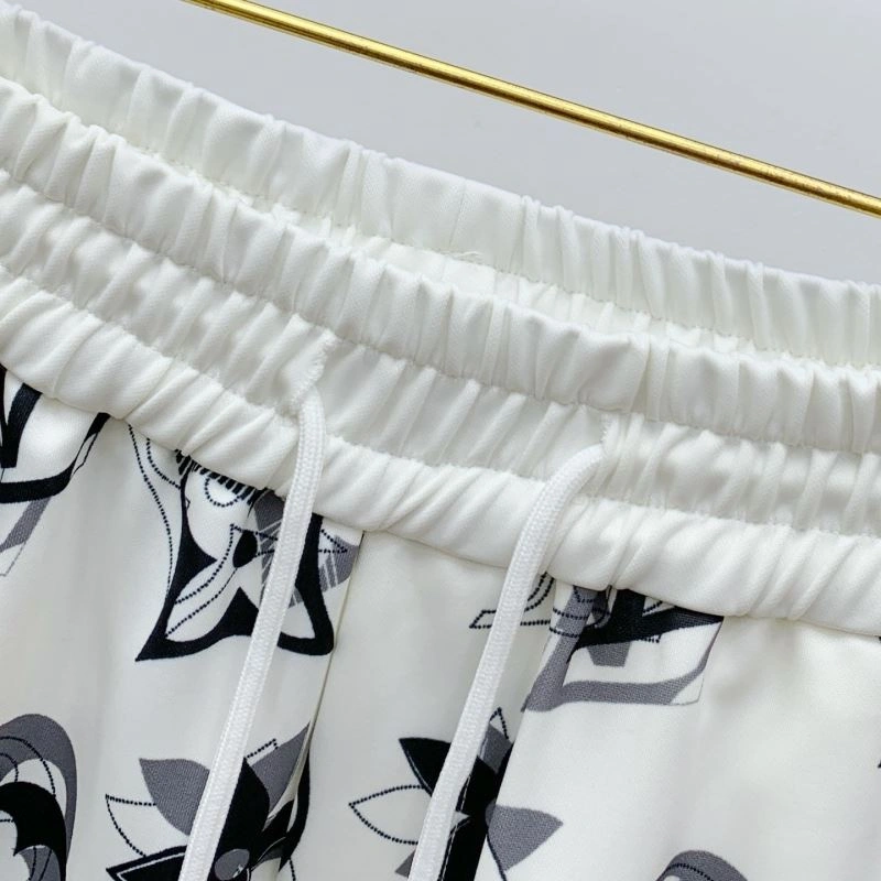 Brand-authenticated Louis Vuitton Short Pants