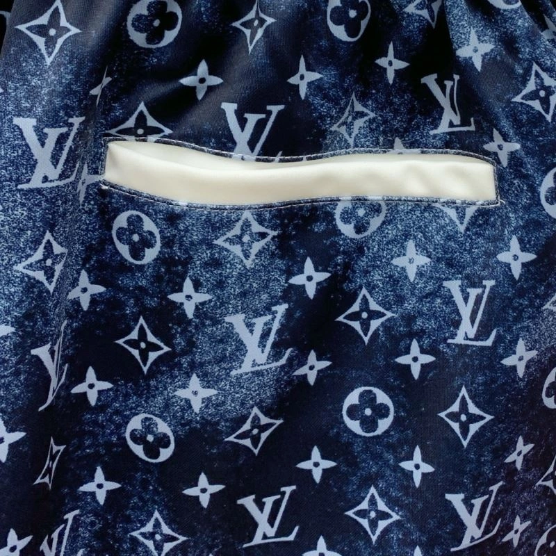 Budget-friendly Louis Vuitton Short Pants