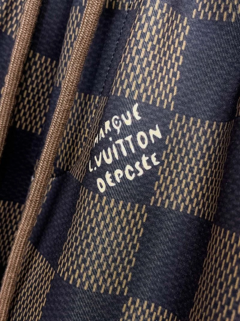 Budget-friendly Louis Vuitton Short Pants