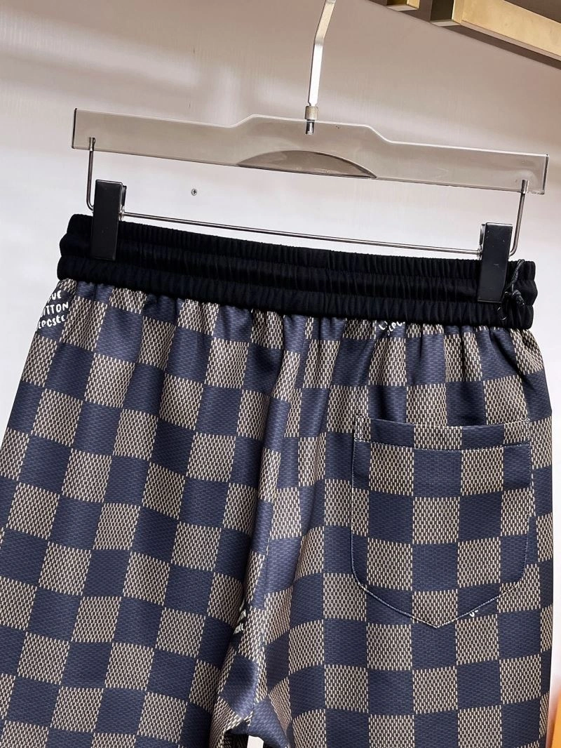 Budget-friendly Louis Vuitton Short Pants