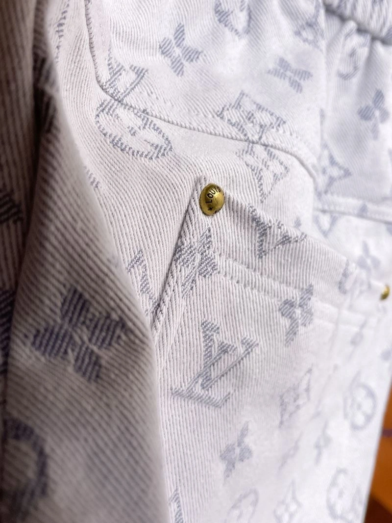 Top match Louis Vuitton Short Pants