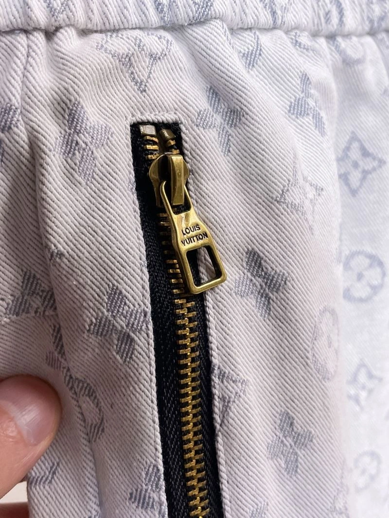 Top match Louis Vuitton Short Pants