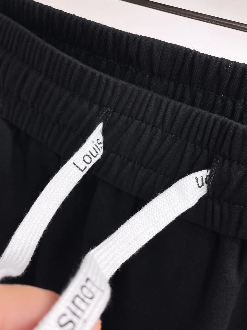Exact replica Louis Vuitton Short Pants