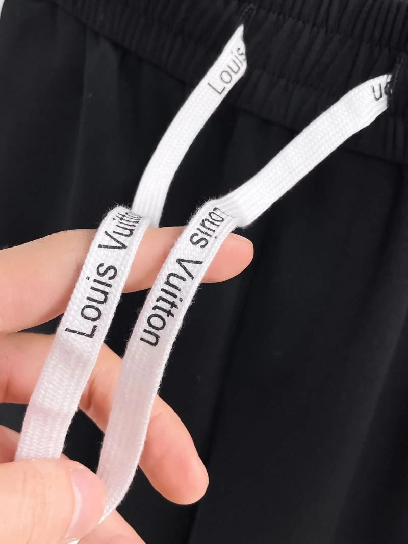 Exact replica Louis Vuitton Short Pants