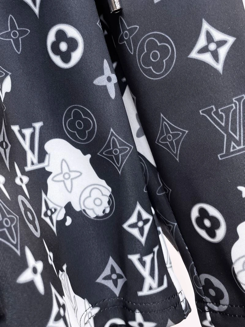 Brand-authenticated Louis Vuitton Short Pants