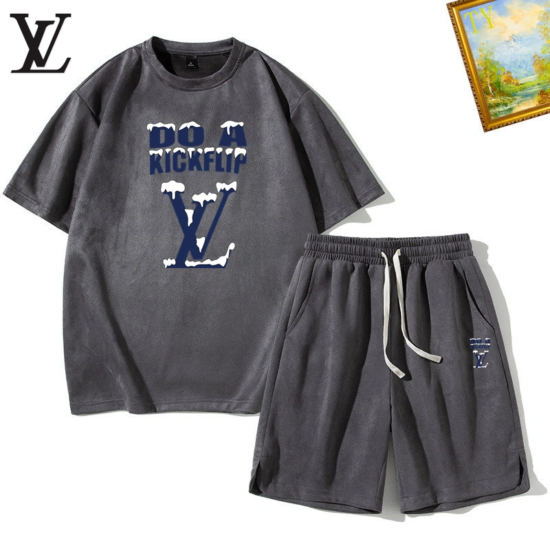 Top match Louis Vuitton Short Suits