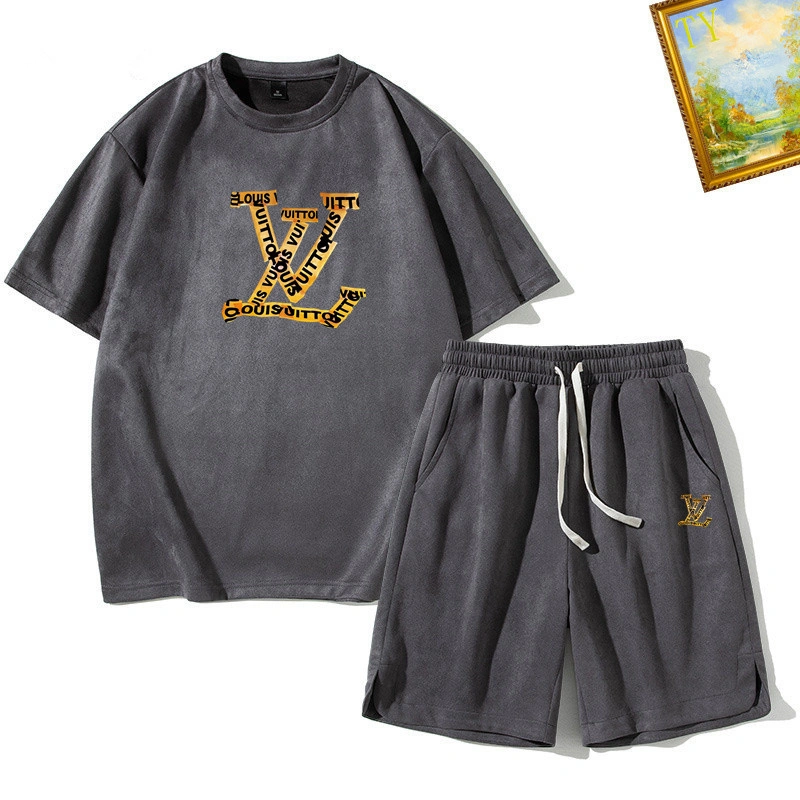 Top match Louis Vuitton Short Suits