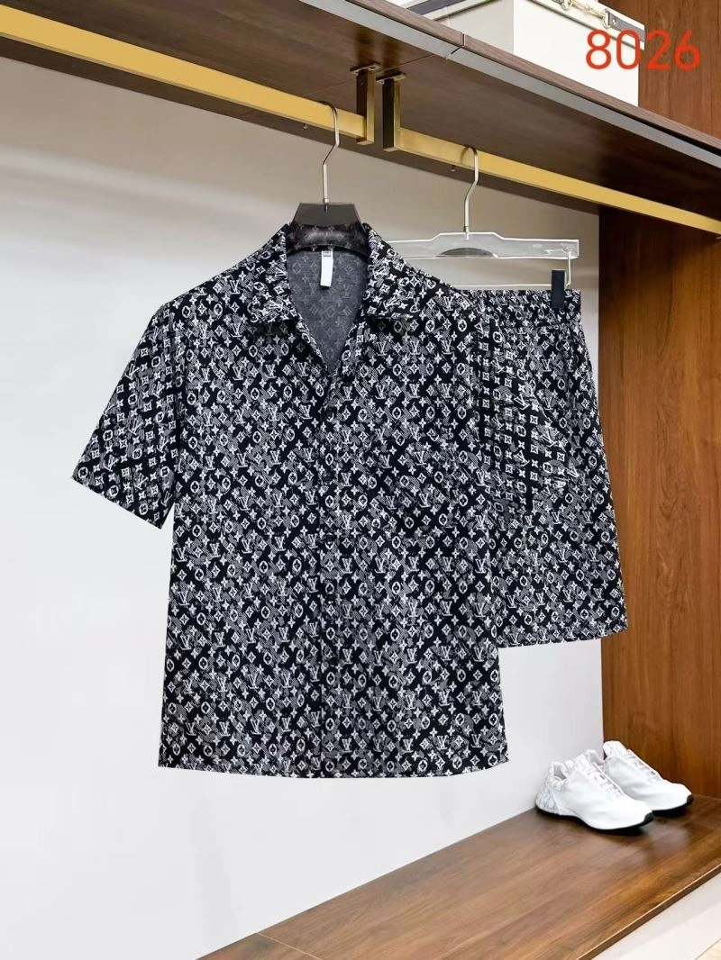 Bargain Louis Vuitton Short Suits