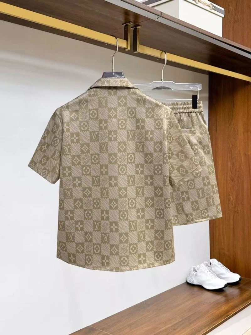 Indistinguishable Louis Vuitton Short Suits