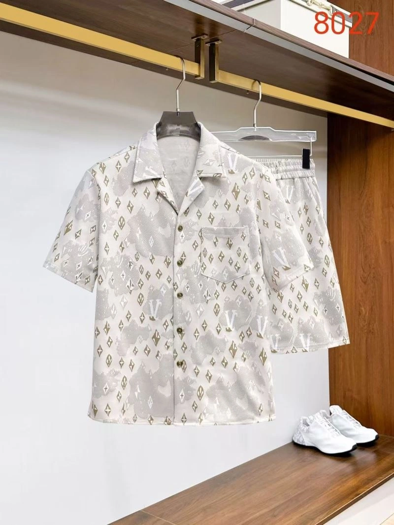 High fidelity Louis Vuitton Short Suits