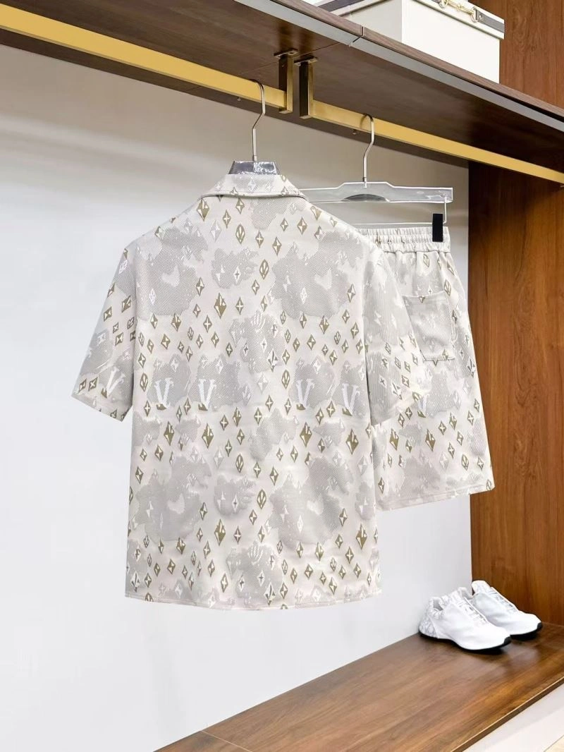 High fidelity Louis Vuitton Short Suits