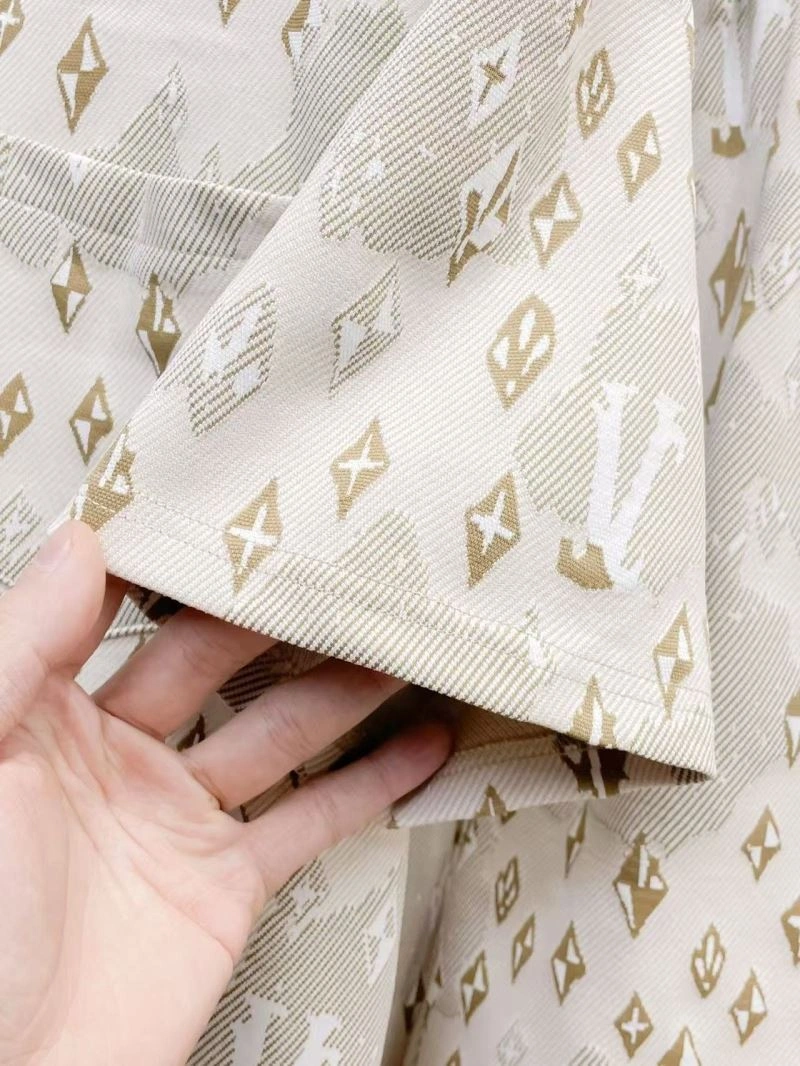 High fidelity Louis Vuitton Short Suits